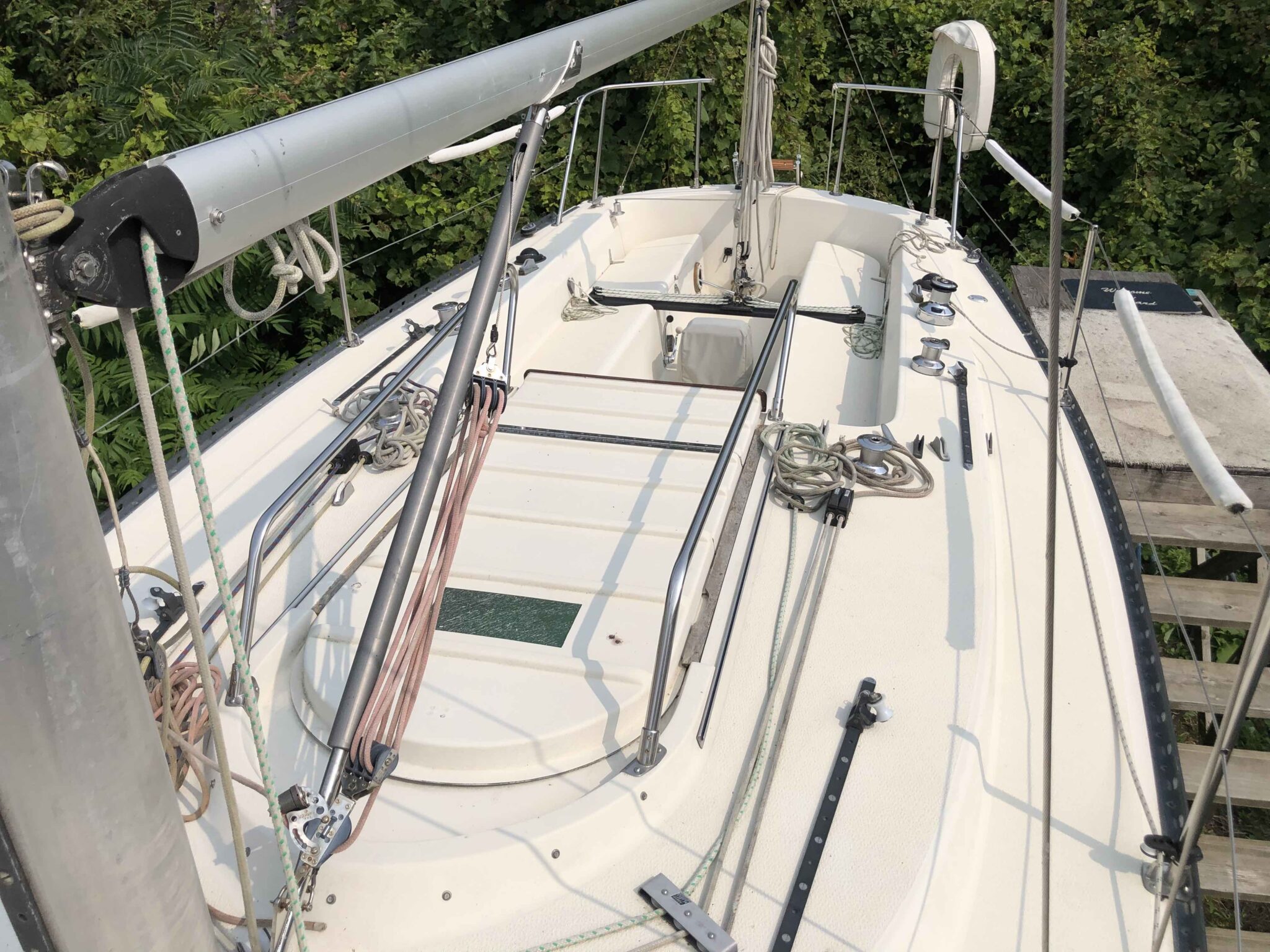 Tartan Ten - Our Listings - Bruce Hill Yacht Sales